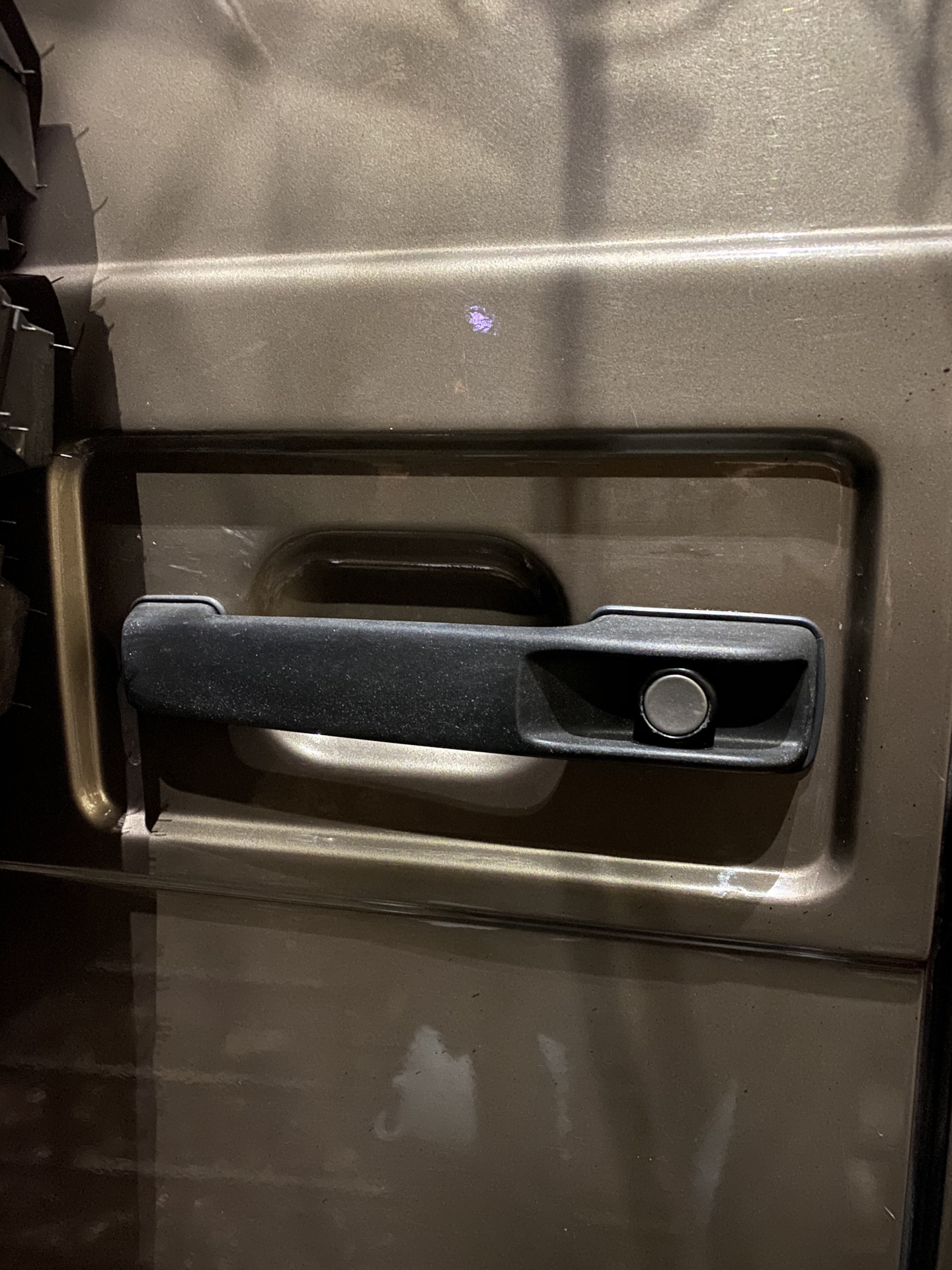 Ручка крышки багажника — Mercedes-Benz G-Class (W463), 3,5 л, 1993 года ...