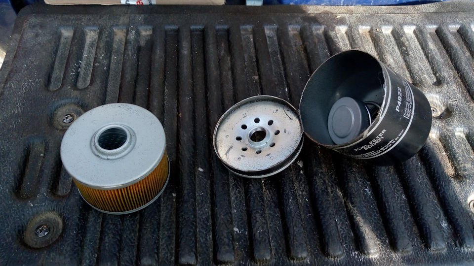 Вскрытие топливного фильтра FRAM — Mazda B-Series VII, 2,5 л, 2005 года ...