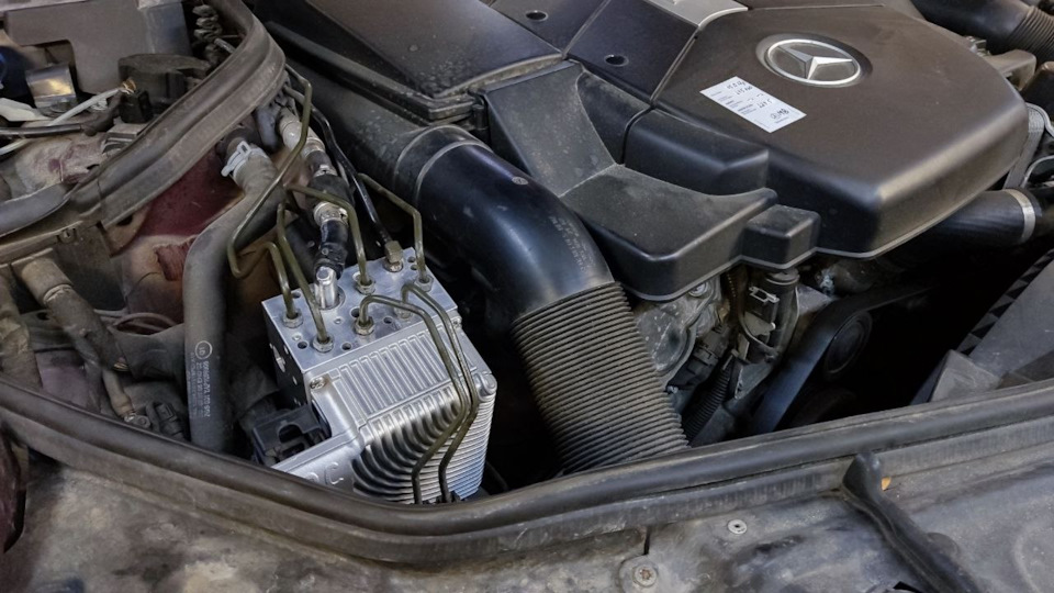 Ремонт SBC блока — Mercedes-Benz CLS (W219), 5 л, 2005 года | визит на ...