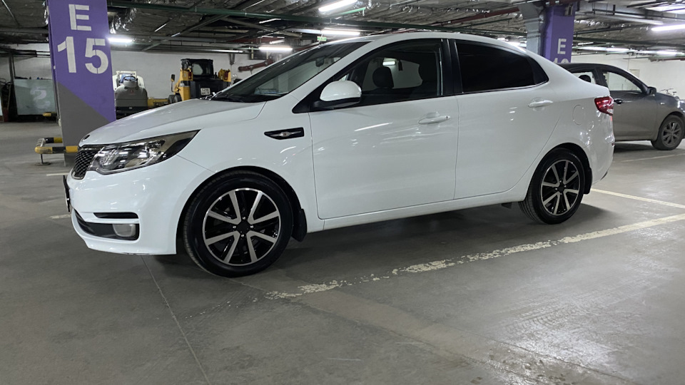 Пружины для поводков дворников — KIA Rio (3G), 1,6 л, 2015 года ...