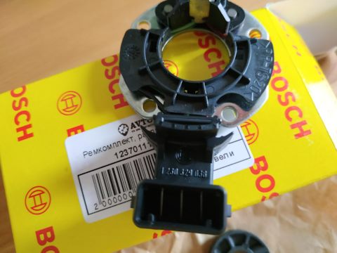 1230329038 Штекер датчика холла BOSCH | Запчасти на DRIVE2