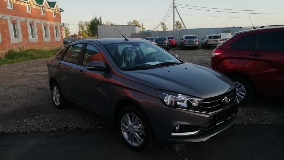 Starline S96 BT GSM — Lada Vesta (1G), 1,6 л, 2019 года | аксессуары | DRIVE2