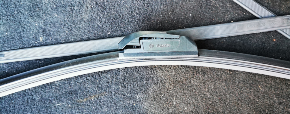 Новые "щётки" стеклоотчистителей Bosch AeroTwin AR728S — BMW 3 series ...