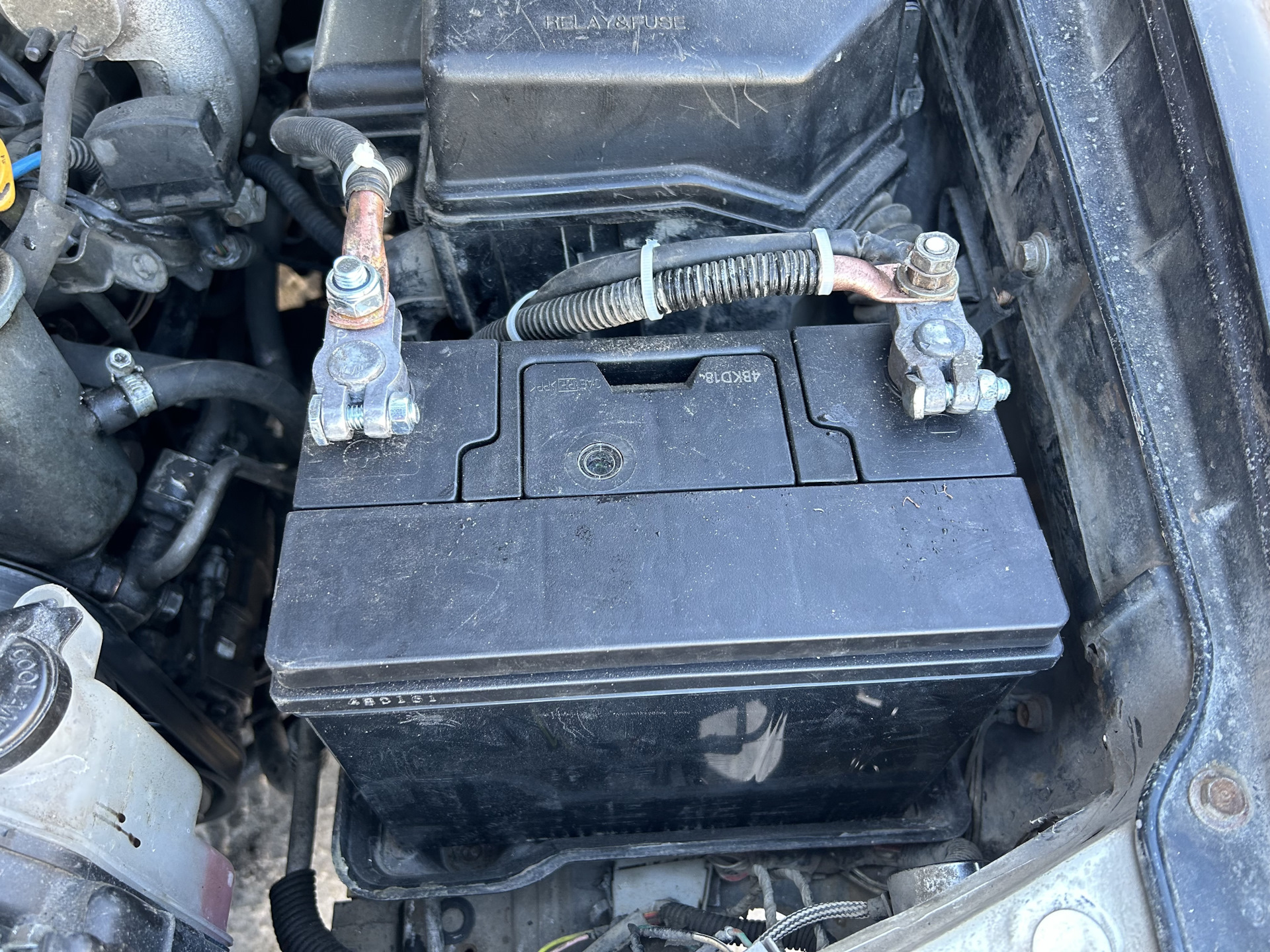 Новые клеммы на АКБ — Toyota Chaser (100), 2,5 л, 2001 года | своими ...