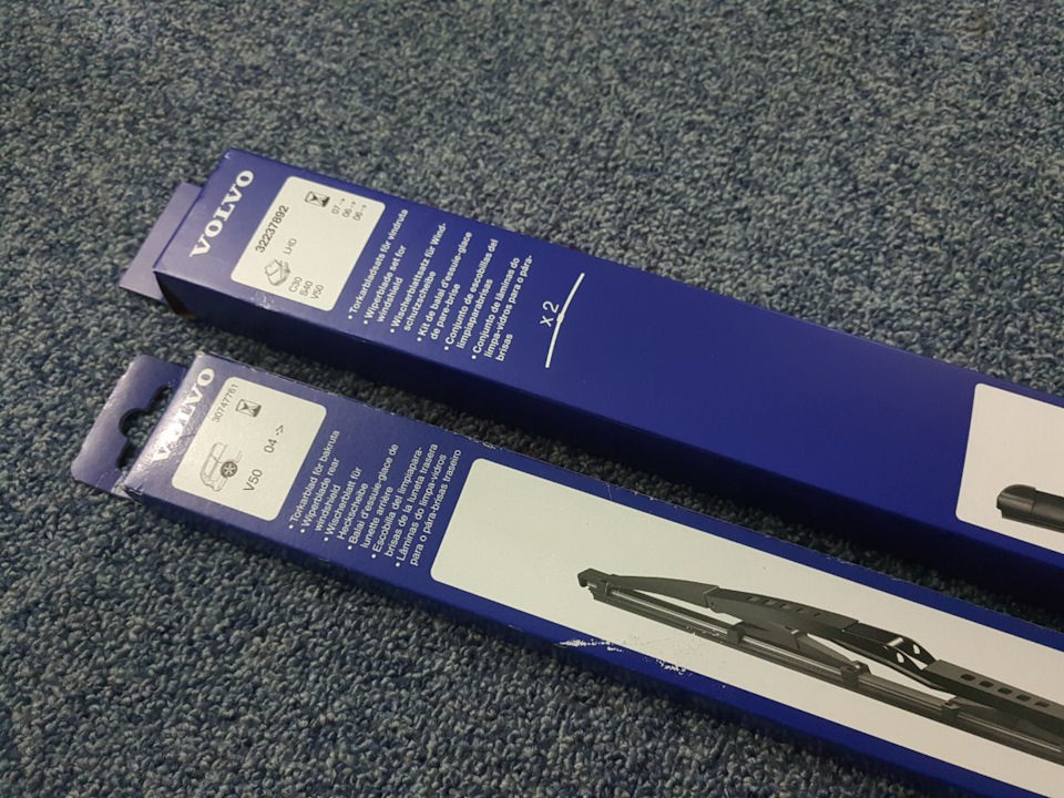 Новые дворники + задняя форсунка омывателя — Volvo V50, 2 л, 2010 года ...