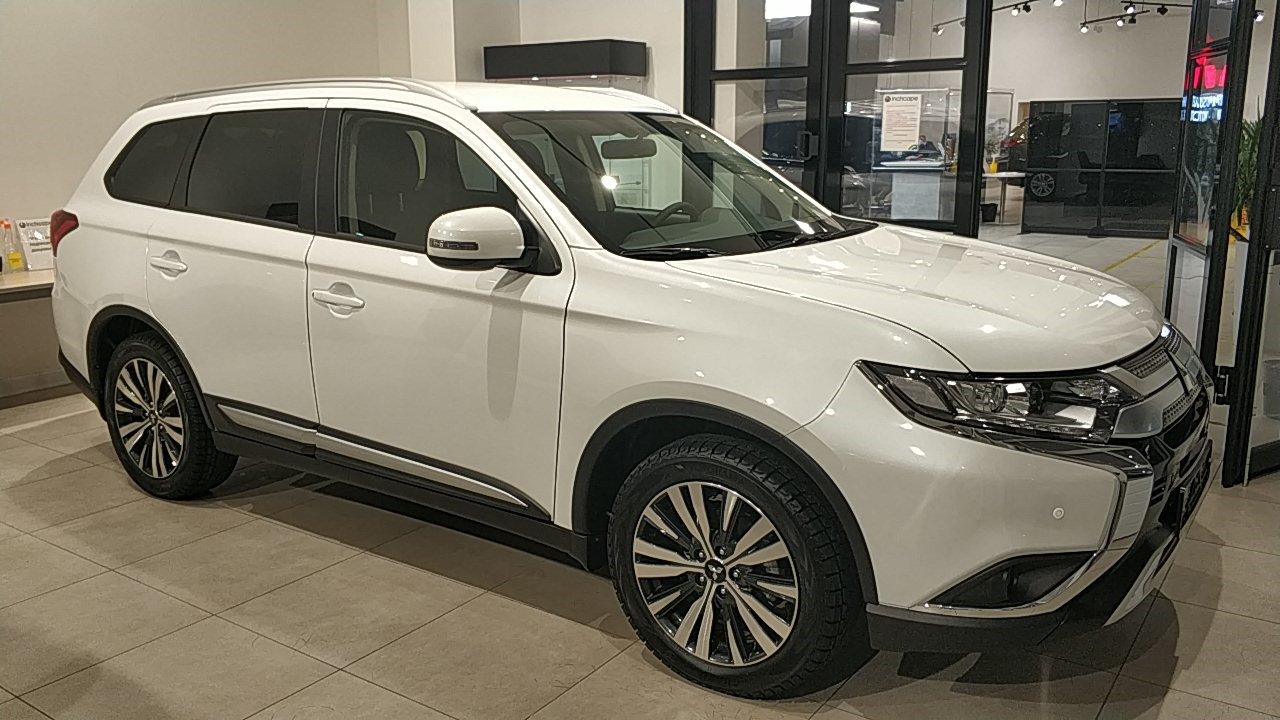 Mitsubishi Outlander (3G) 2.0 бензиновый 2020 | 2.0 2WD на DRIVE2
