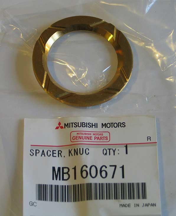 Передний редуктор — Mitsubishi Delica (L400), 2,8 л, 1995 года | своими ...