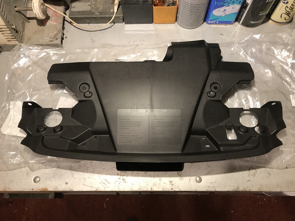 Щиток верхняя часть 51711977986 — BMW 3 series Coupe (E36), 2,8 л, 1996 ...