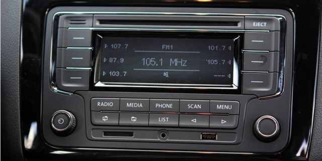 Эволюция автомагнитолы — Volkswagen Polo Sedan, 1,6 л, 2014 года ...