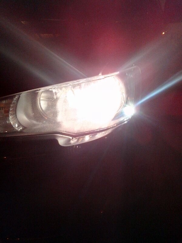 Поставил OSRAM 4300к дневной свет, вместо стандартных галогенок ...