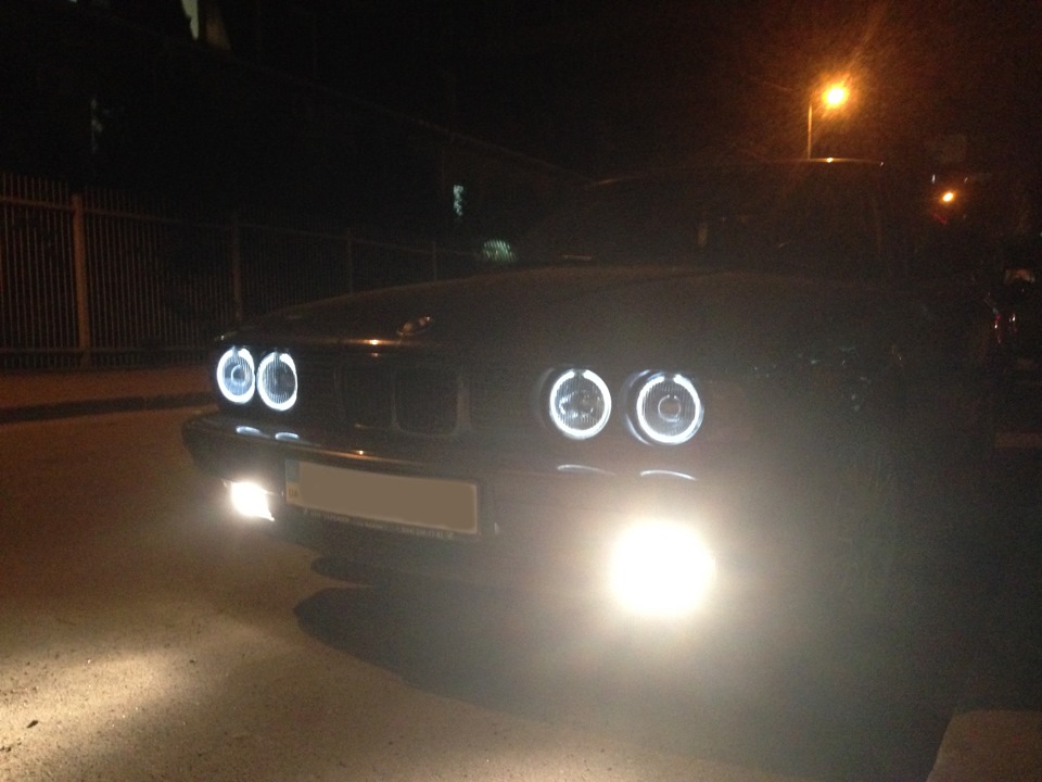 Angel eye! — BMW 5 series (E34), 2,5 л, 1990 года | тюнинг | DRIVE2