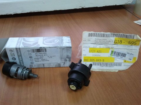 4A0905849B Группа контактная замка зажигания / AUDI, SKODA Octavia, VW ...