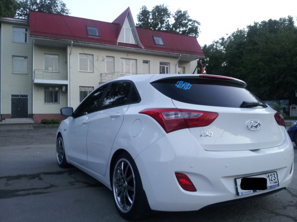 Средь "Трущебов" городских — Майские фото — Hyundai i30 (2G), 1,6 л, 2013 года | фотография | DRIVE2