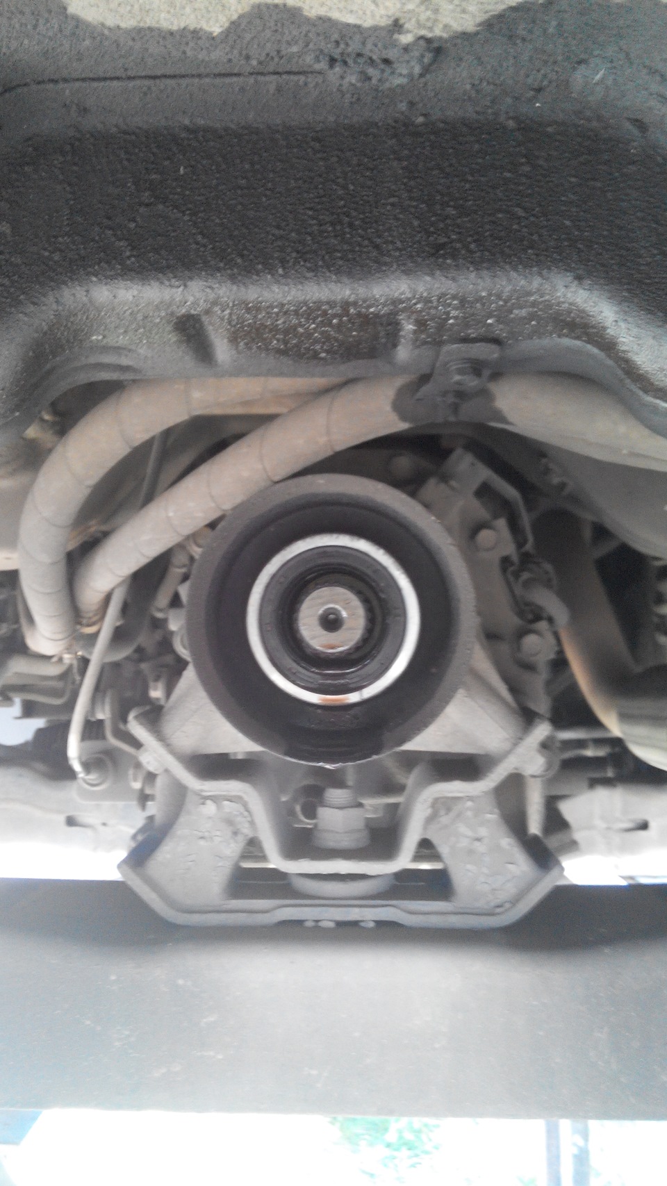 Замена кардана — Hyundai Grand Starex, 2,5 л, 2008 года | своими руками ...