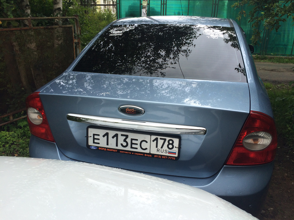 Тонировка задних фонарей — Ford Focus II Sedan, 2 л, 2008 года ...