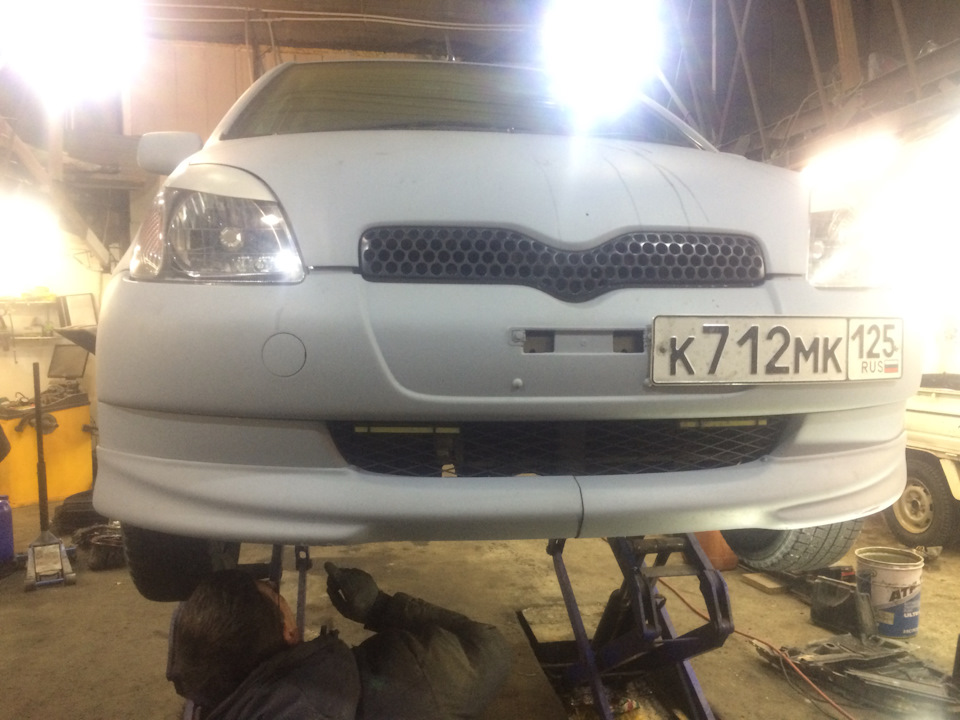 Клапан VVT-i/Открученный подрамник. — Toyota Vitz (10), 1 л, 2001 года ...