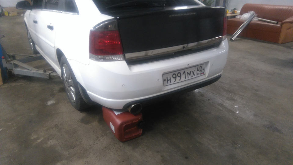 выхлопная переход с 50 диаметра на 63 — Opel Vectra C, 2,2 л, 2004 года ...