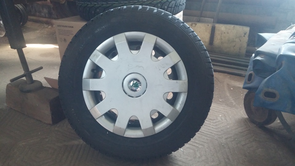 Прикупил зимнию резину с ж.дисками и колпаки — Skoda Octavia A7 Mk3, 1 ...