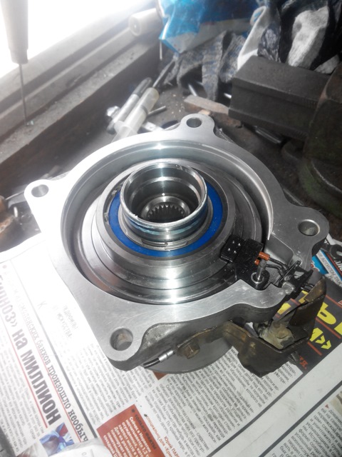 MN132055 Сальник хвостовика заднего редуктора Mitsubishi | Запчасти на ...