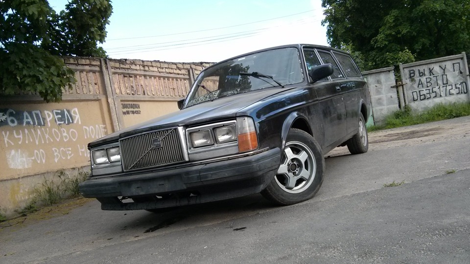 Volvo 245 2.0 бензиновый 1980 | КардиналЪ на DRIVE2