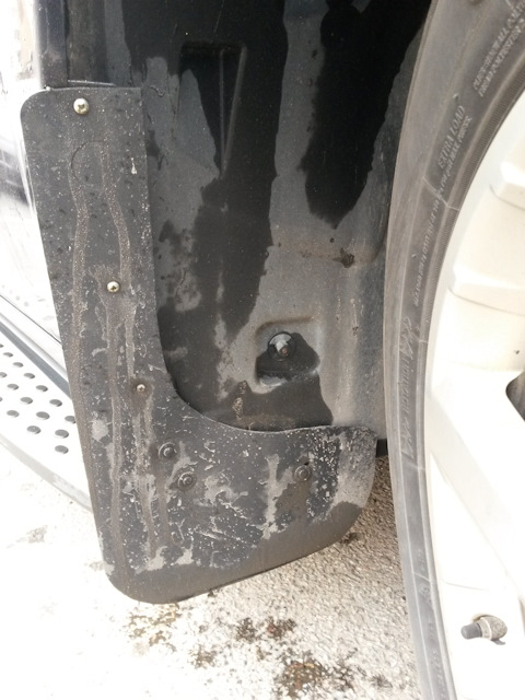 A1668900378 Комплект брызговиков задних 2шт Mercedes | Запчасти на DRIVE2