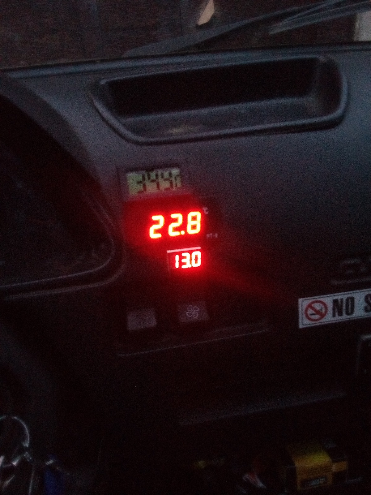 Поставил вольтметр — КАМАЗ 11113 Ока, 0,8 л, 2006 года | электроника ...