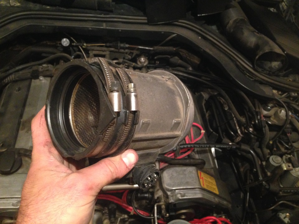 замена воздухамера…и немного интриги))) — Mercedes-Benz S-Class (W140 ...