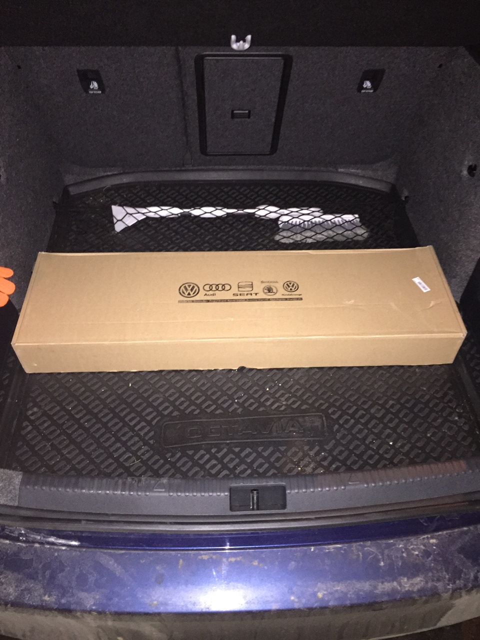 Решётка радиатора часть 1 — Skoda Octavia A7 Mk3, 1,4 л, 2015 года ...