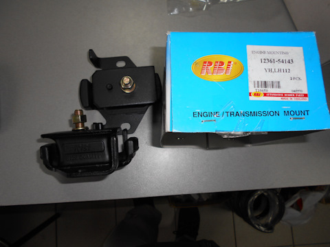 1236154143 Опора двигателя TOYOTA LEXUS | Запчасти на DRIVE2