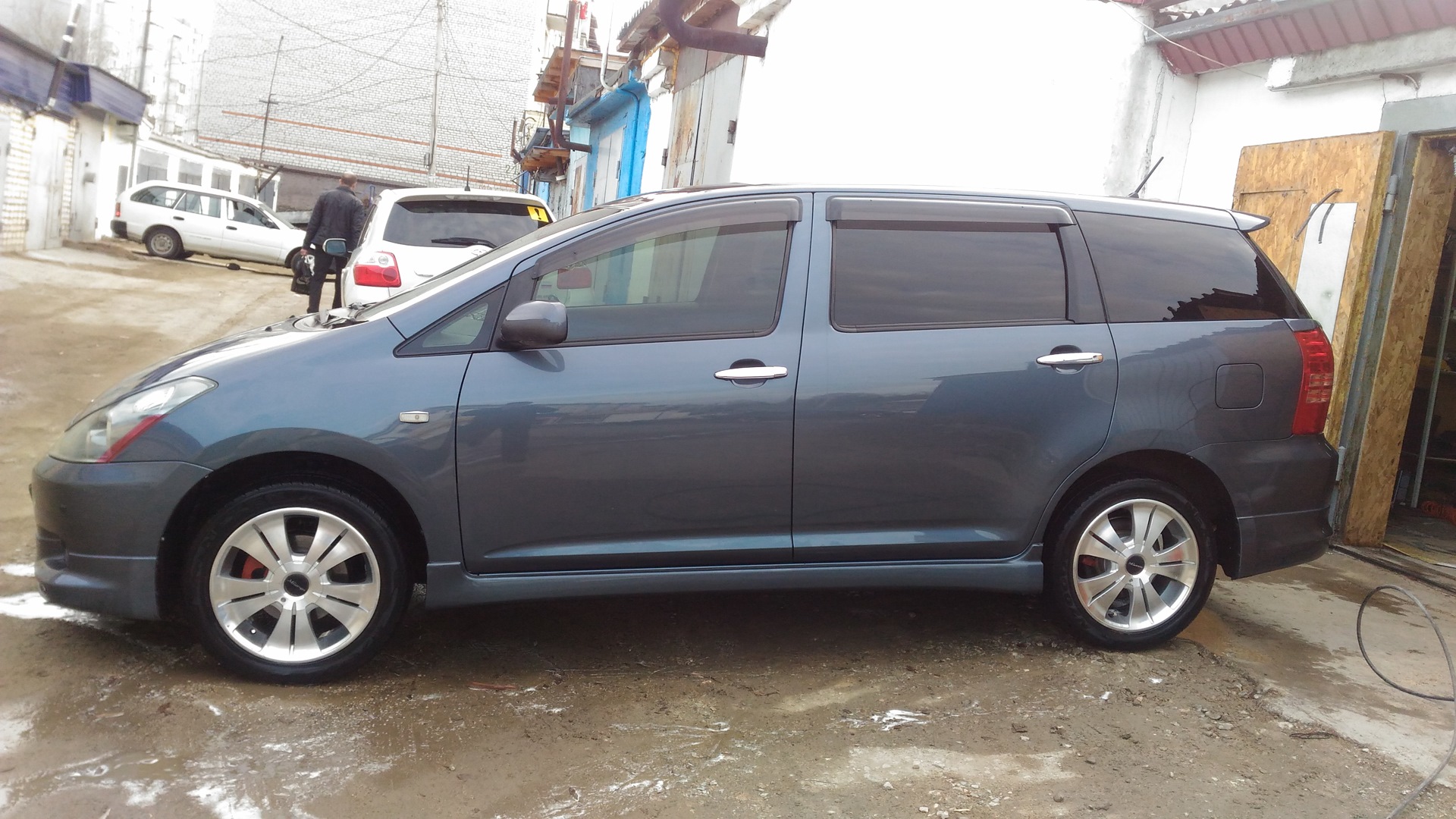 Продам колёса) — Toyota Wish (AE10), 1,8 л, 2003 года | колёсные диски ...