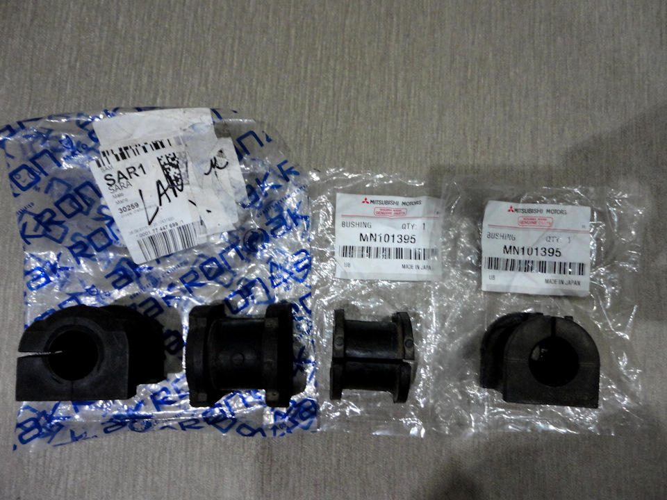 Замена передних, задних втулок стабилизатора. — Mitsubishi ASX, 1,8 л ...