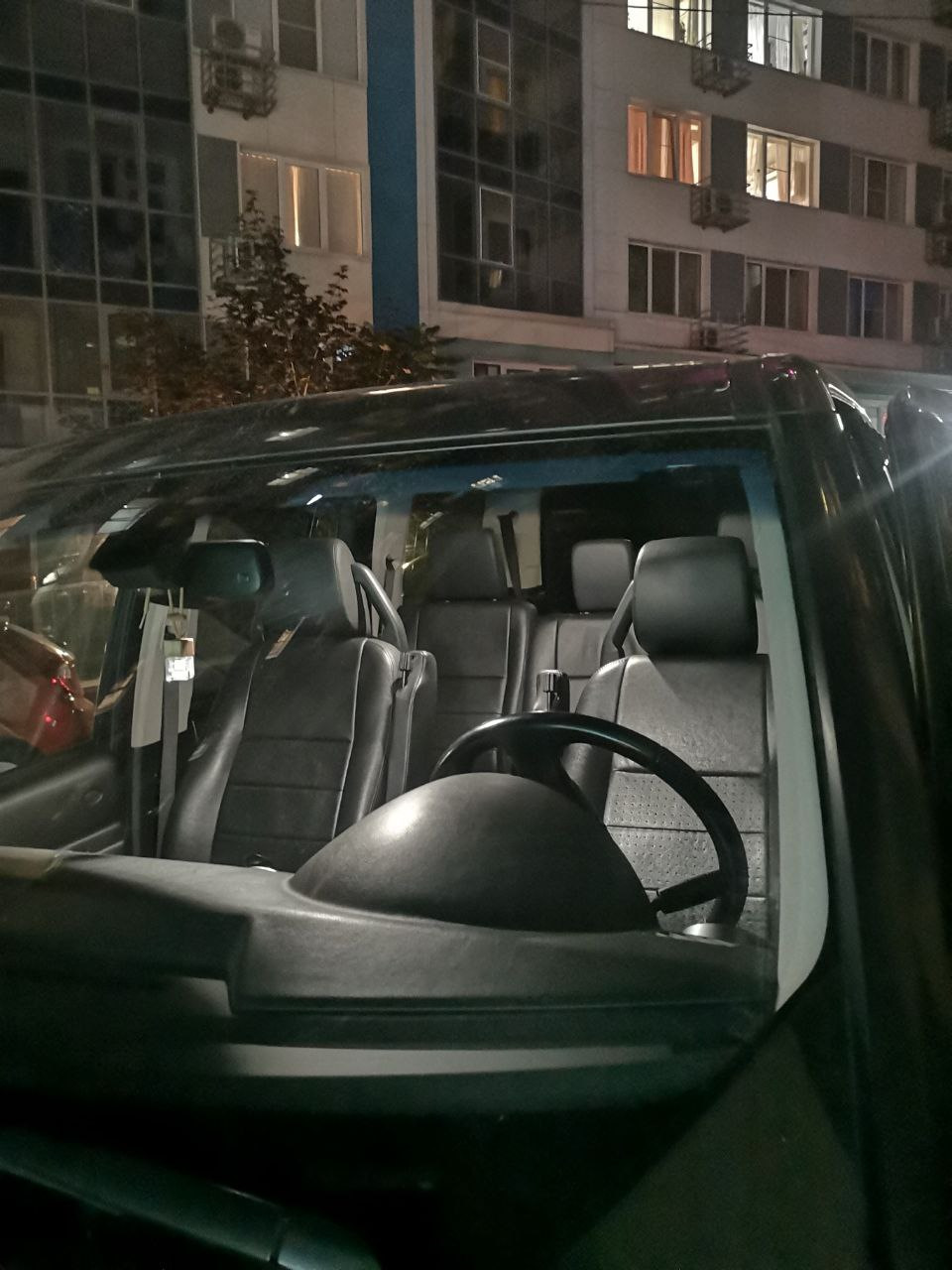 Яркий (тёплый) свет — Land Rover Discovery III, 2,7 л, 2005 года ...
