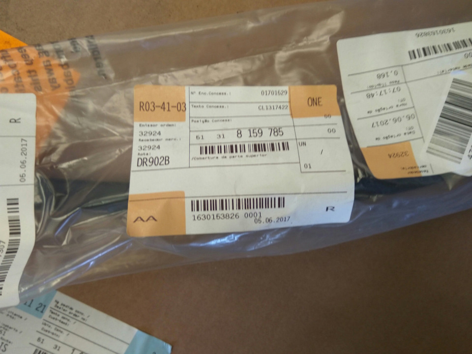 Уплотнительная резинка заднего стекла — BMW 5 series (E39), 4,4 л, 1996 ...