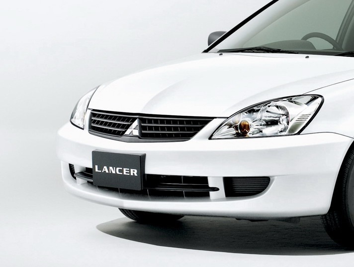 #Решетка Радиатора CS2A, CS6A — Mitsubishi Lancer IX, 1,6 л, 2006 года ...