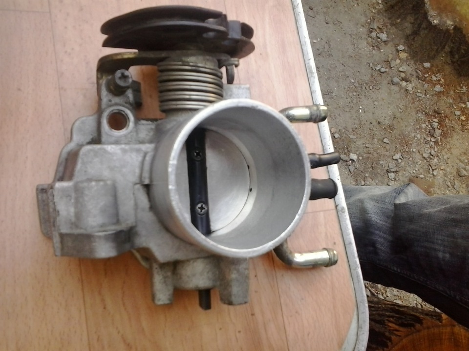 Чистка дросселя — Daewoo Lanos, 1,5 л, 2003 года | своими руками | DRIVE2