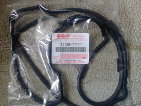 1118977E00 Прокладка клап. крышки SUZUKI | Запчасти на DRIVE2