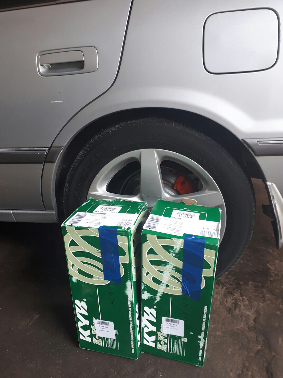 задние пружины — Toyota Mark II Qualis, 3 л, 1997 года | своими руками | DRIVE2