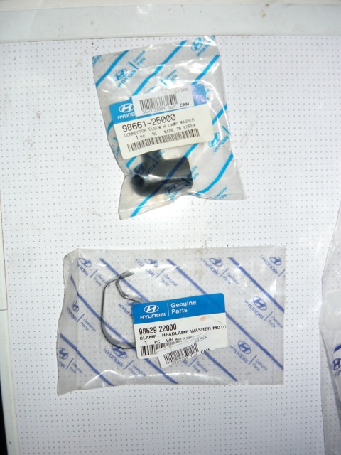 9862922000 Фиксатор трубки омывателя фар KIA HYUNDAI | Запчасти на DRIVE2