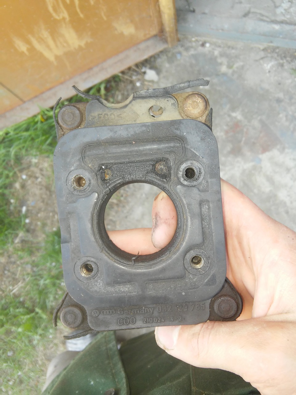 Прокладка под моновпрыск — Volkswagen Golf Mk3, 1,6 л, 1993 года ...