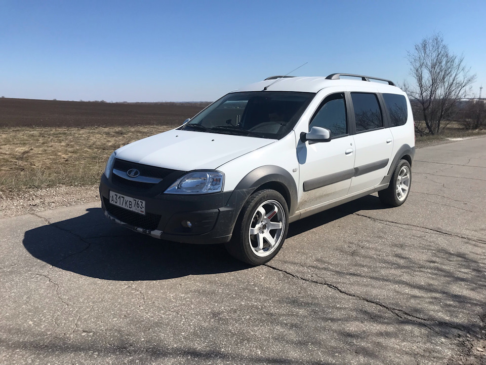 Volk Racing TE37 17x8J +35 — Lada Largus Cross, 1,6 л, 2018 года | колёсные диски | DRIVE2