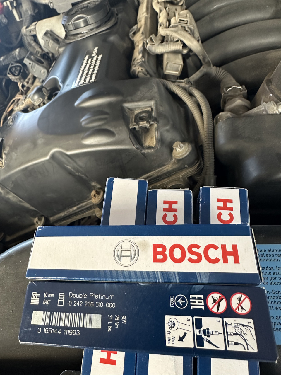 Замена свечей — BMW 3 series (E90), 2,5 л, 2007 года | запчасти | DRIVE2