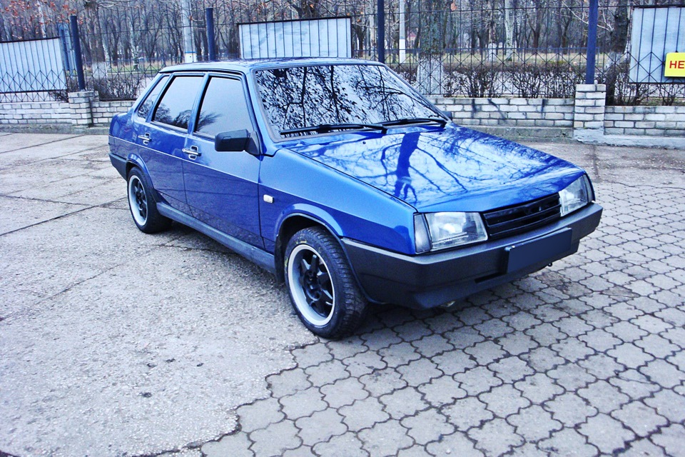 Momo Quasar 1 R15 7J — Lada 21099, 1,6 л, 2008 года | колёсные диски ...