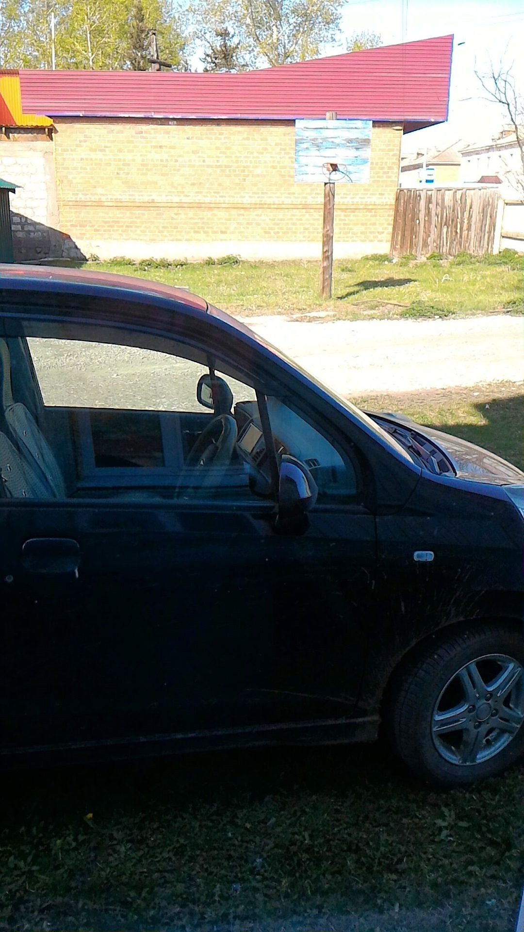 На работе. — Honda Life (JB5/JB6/JB7/JB8), 0,7 л, 2012 года | просто ...