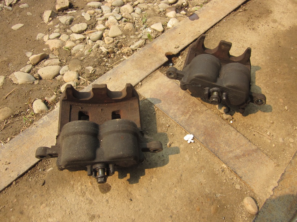 Лечим тормоза. Попытка 2, замена передних суппортов и колодок — Subaru ...