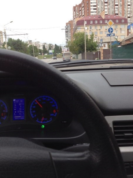 Приборная панель — Lada Приора хэтчбек, 1,6 л, 2008 года | электроника ...
