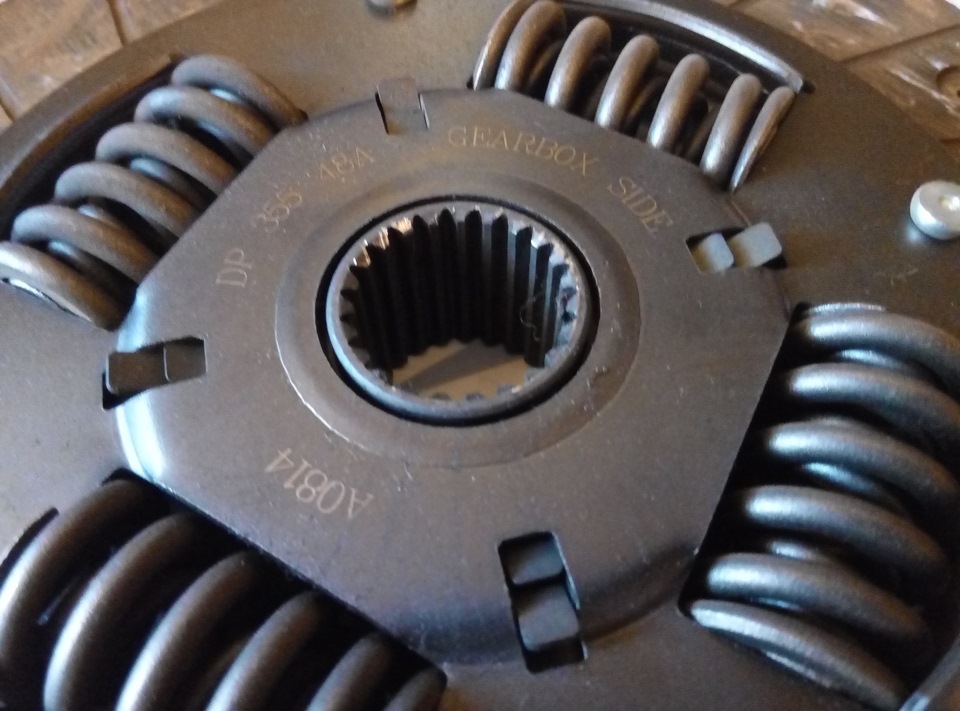 Сцепление на 2.0DOHC. Маркировка. — Ford Scorpio I, 2 л, 1993 года ...