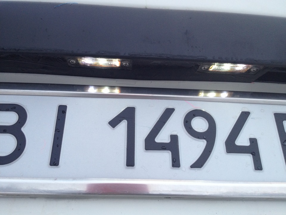 ПОДСВЕТКА НОМЕРОВ — Volkswagen Transporter T5, 2 л, 2006 года | своими ...