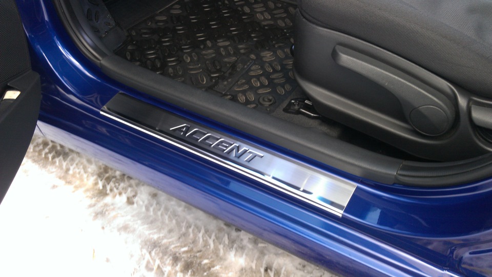 Накладки на пороги из нержавейки и разные мелочи — Hyundai Solaris (1G ...