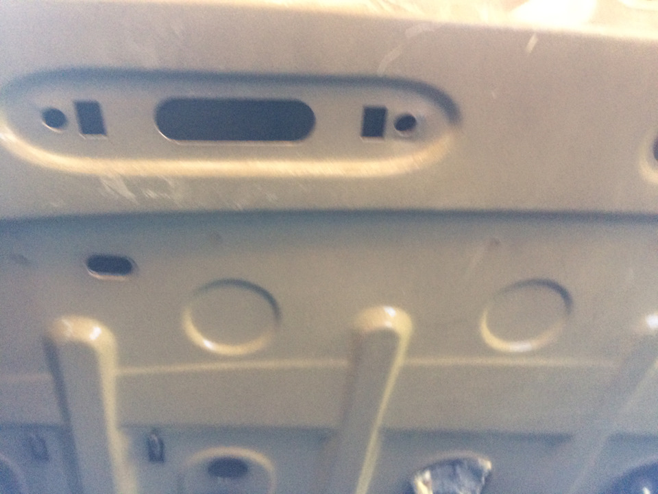 Крючки в багажник — Volkswagen Passat B6, 2 л, 2008 года | своими ...