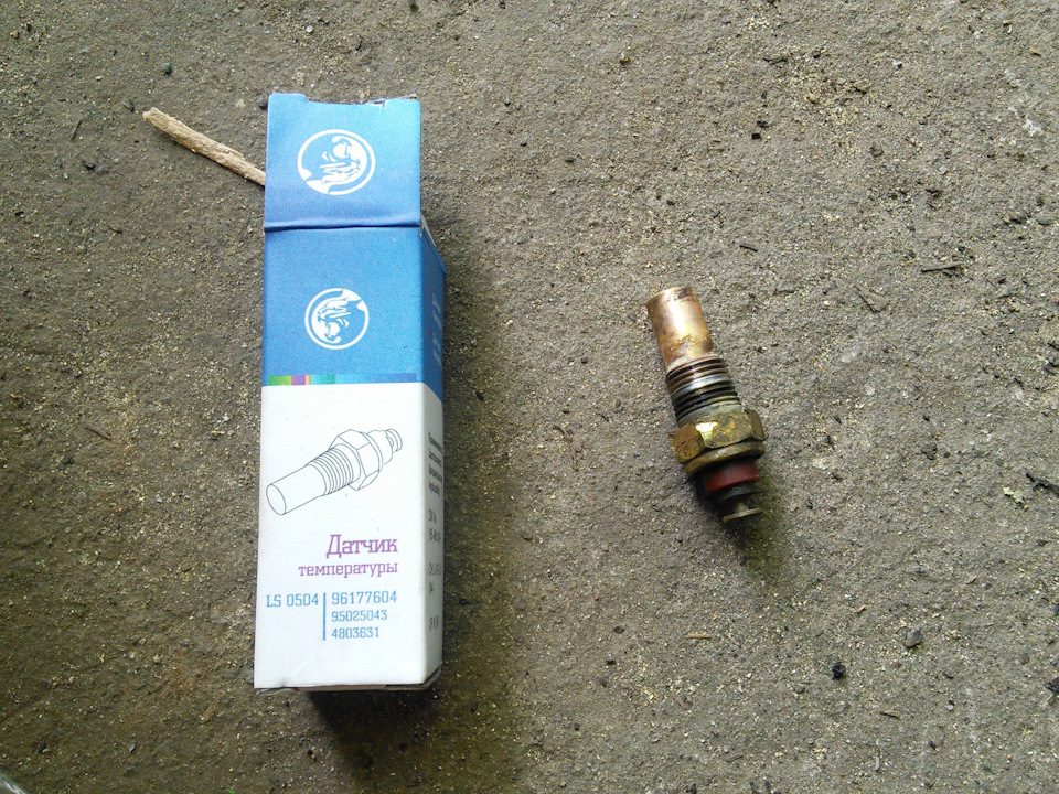 95025043 Датчик температуры охлаждающей жидкости GM | Запчасти на DRIVE2